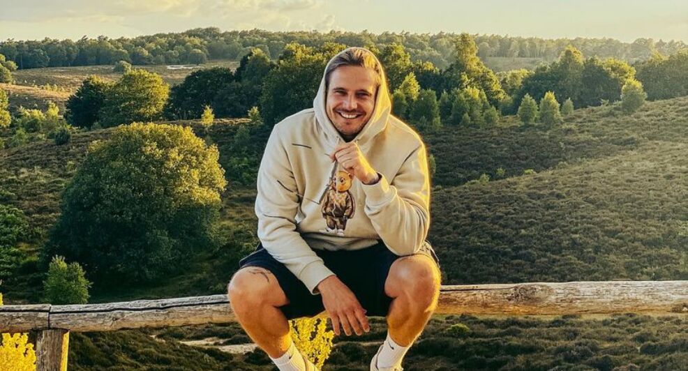 Temptations Ricky maakt relatie Insta-official met romantische foto