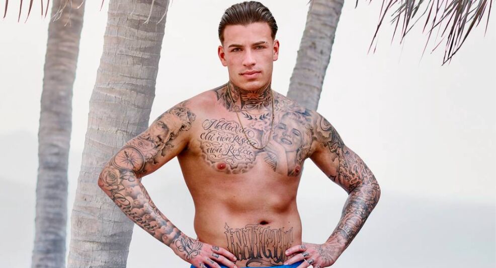 Eindelijk duidelijkheid: hebben EOTB Luca en Megan een relatie? | FEM FEM