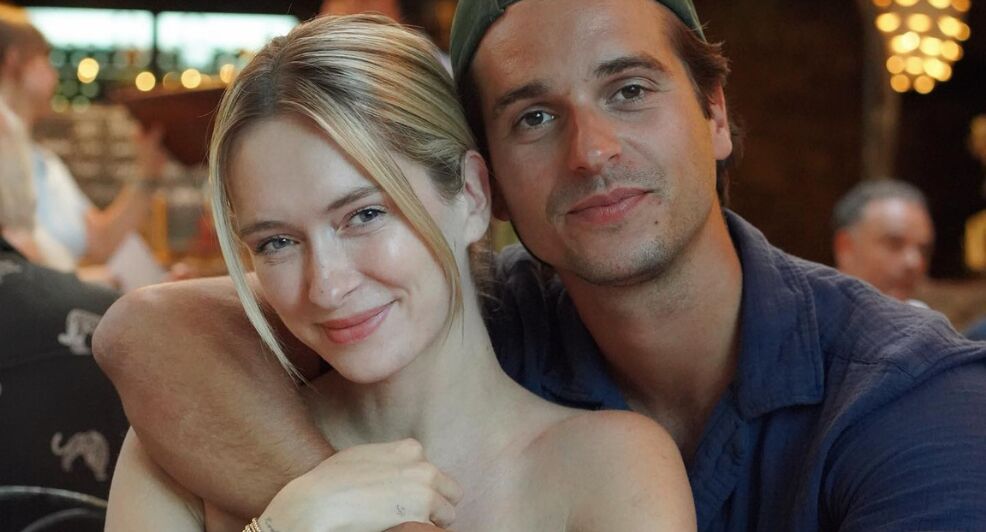 Rianne Meijer en lover Roy Atiya verwelkomen kindje: 'Hi world' | FEM FEM