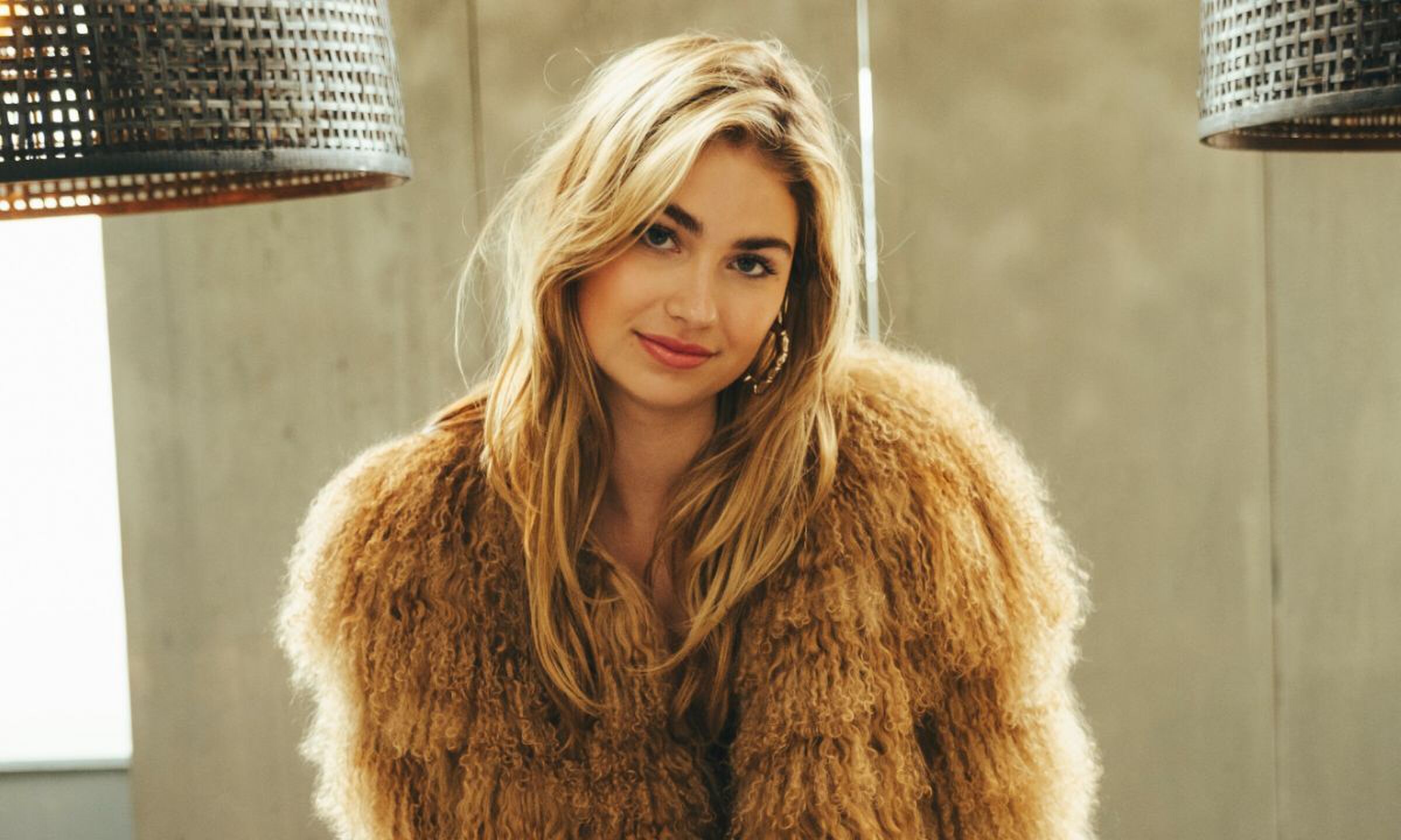 Zijn Roxy Dekker en Koen van Heest nu echt officieel samen? | FEM FEM