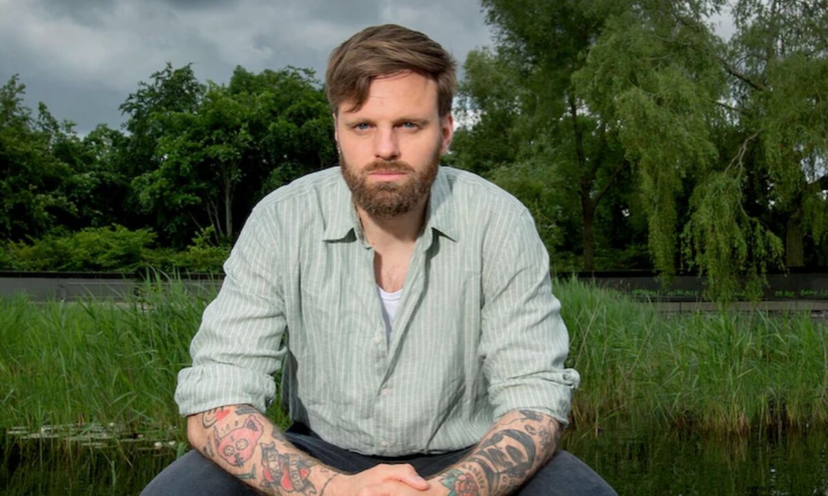 Tim Hofman openhartig over angststoornis: "Angst is het thema van mijn ...