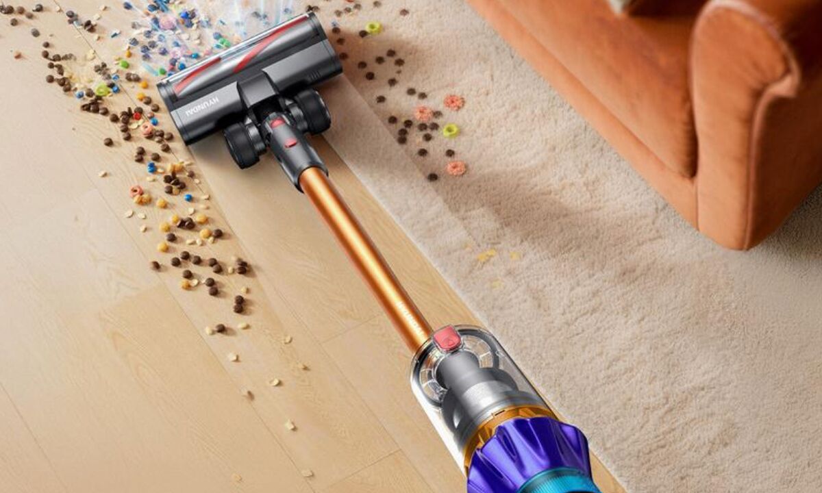 Stofzuigen voor een prikkie: Action verkoopt deze week een Dyson dupe ...