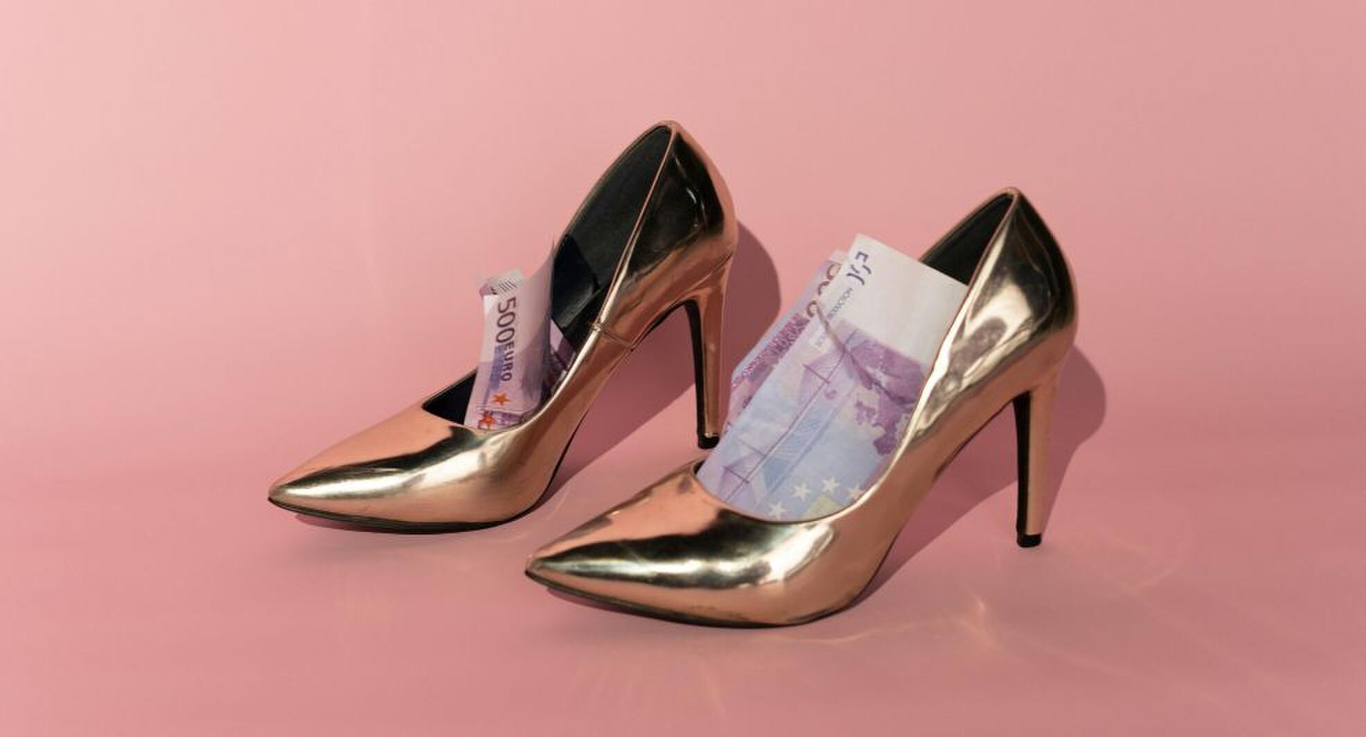 Loonkloof nog steeds groot: vrouwen krijgen gemiddeld 12% minder ...