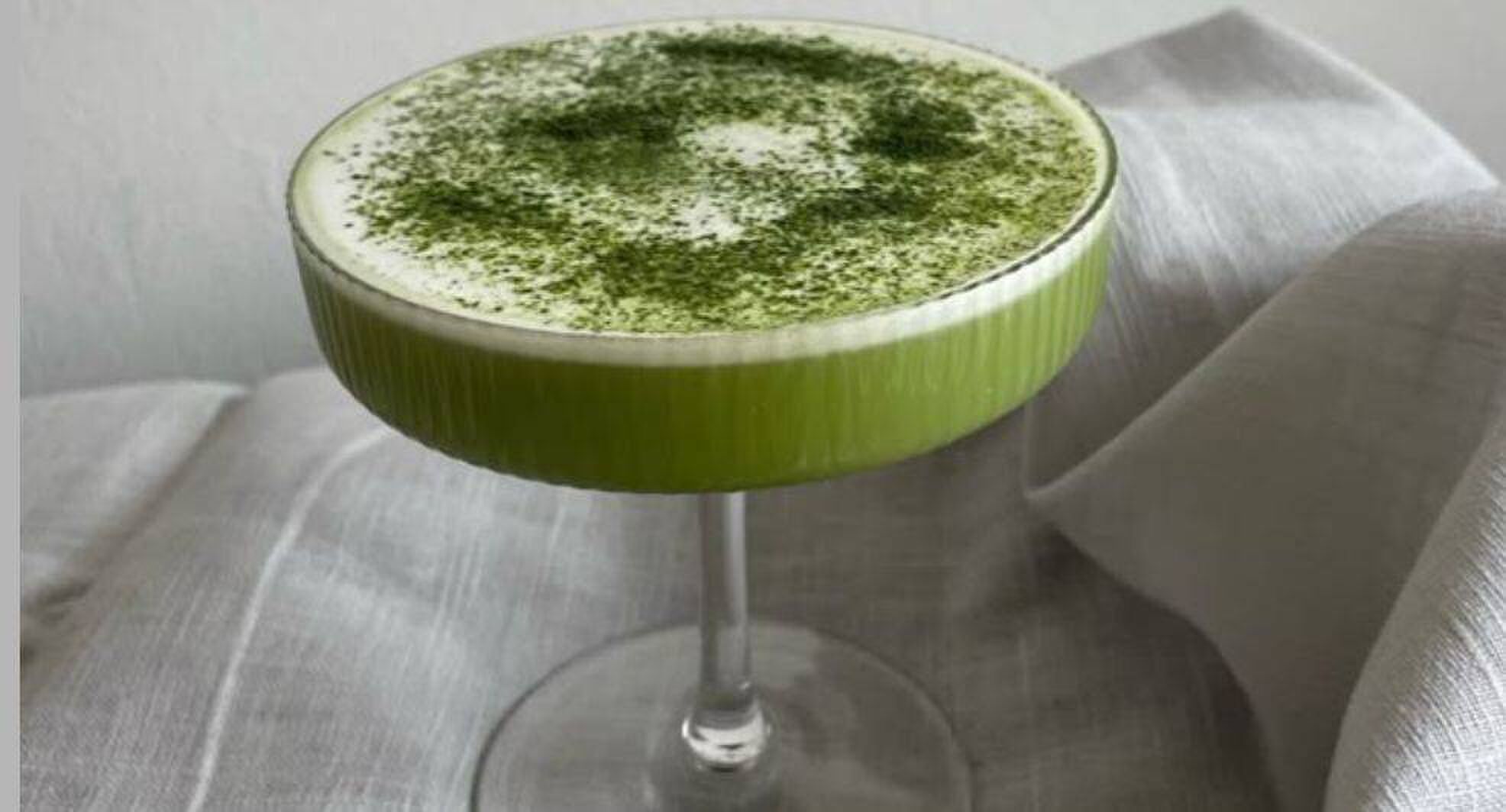 De matcha-hype is real: binnenkort ook een matcha latte martini op elke ...