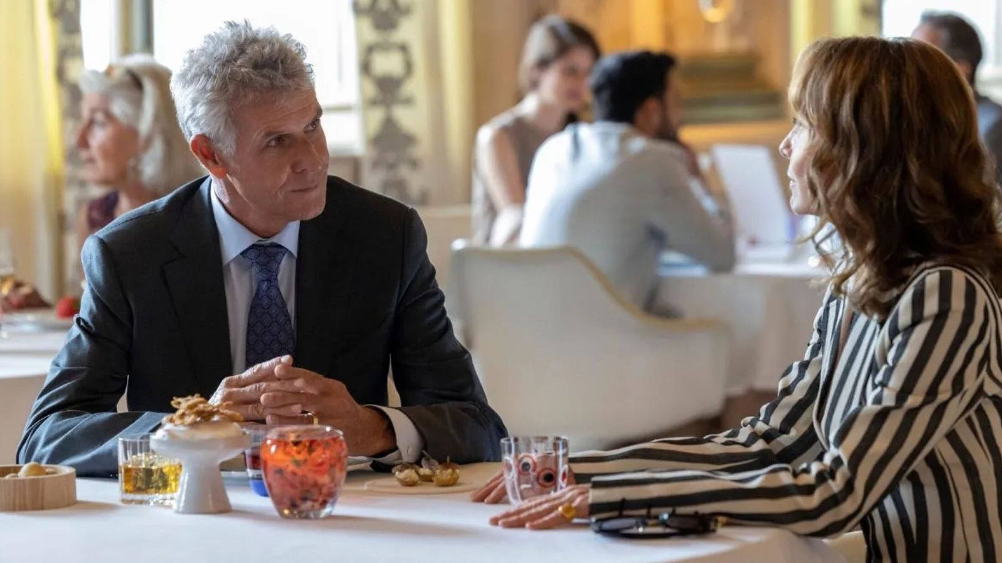 Emily in Paris-acteur overleden: "Grote ontroering"