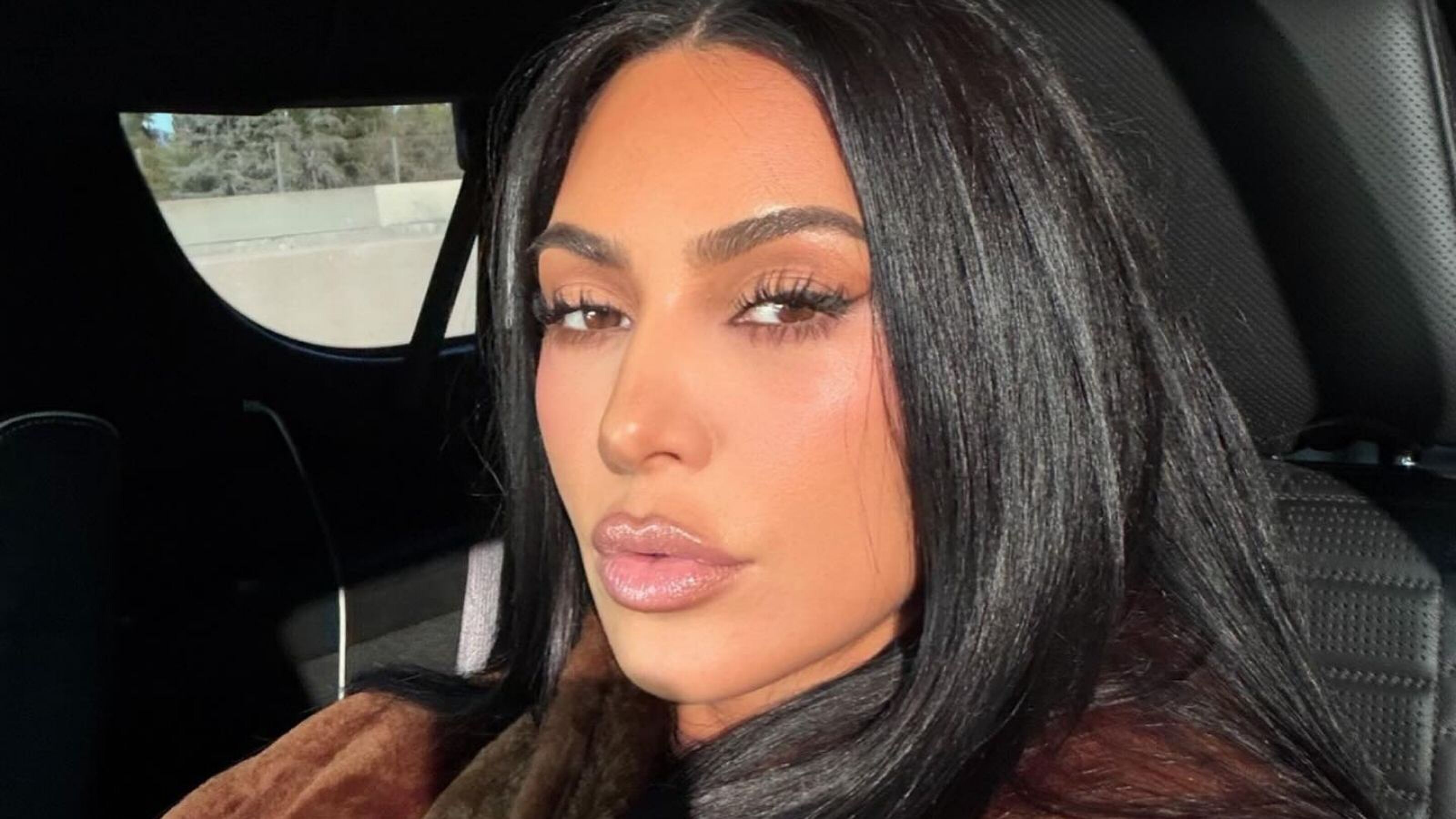 Zien! Kim Kardashian en Lewis Hamilton zijn insta-official