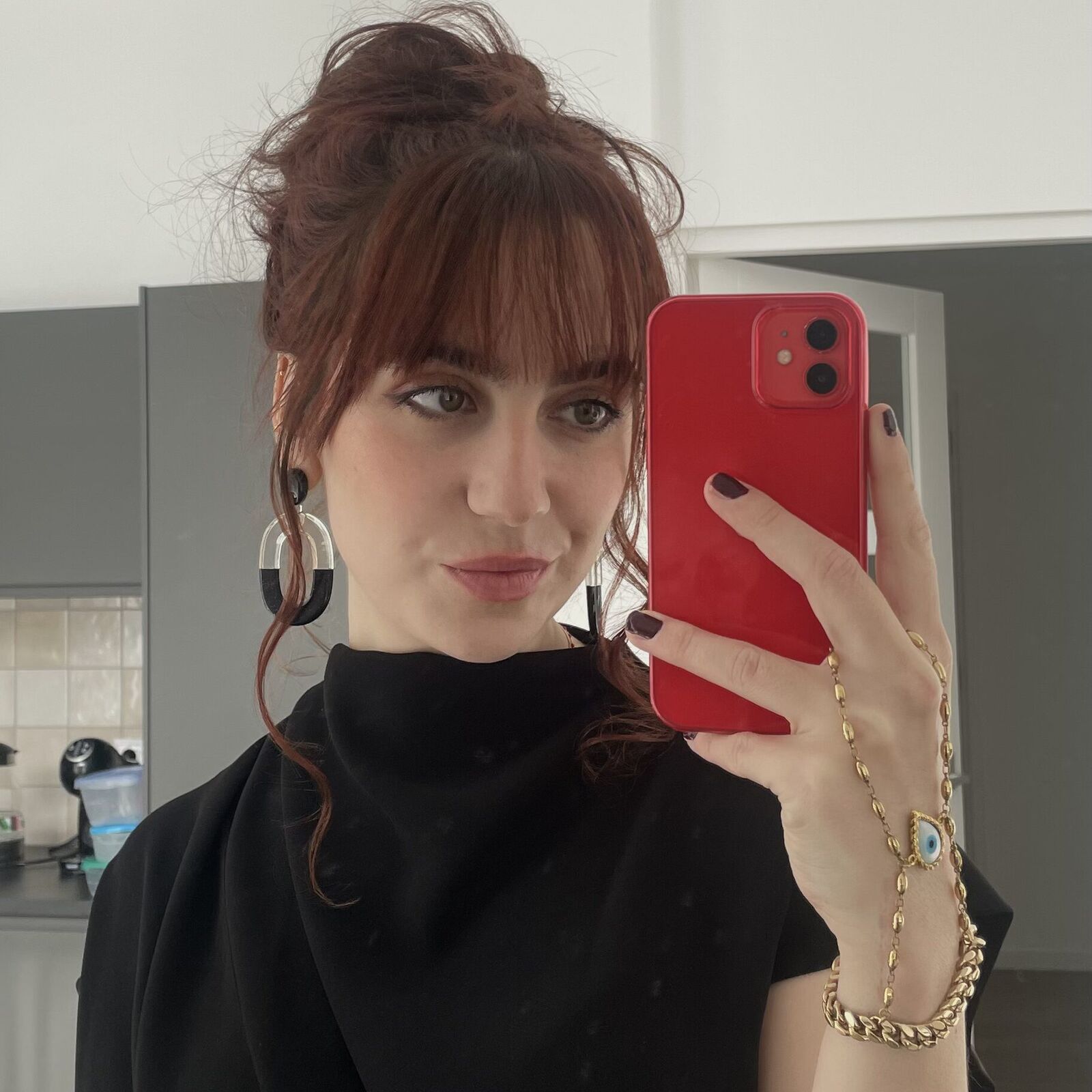 Michelle Bollen hint zélf op een mysterieuze man in haar leven | FEM FEM