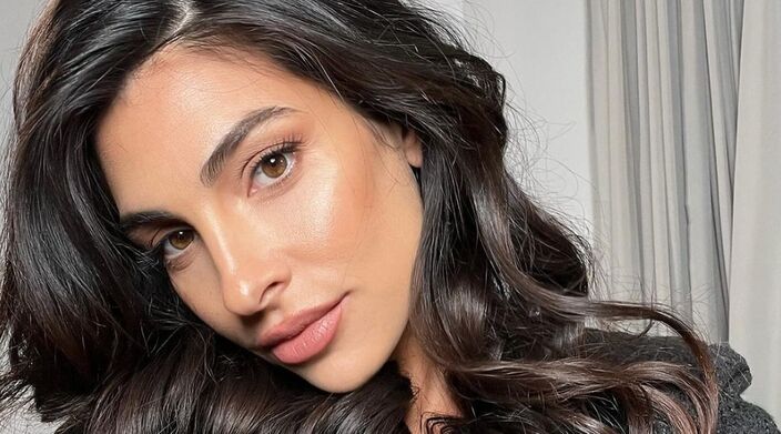 Te lief! Anna Nooshin deelt eerste foto met haar dochtertje Nala | FEM FEM
