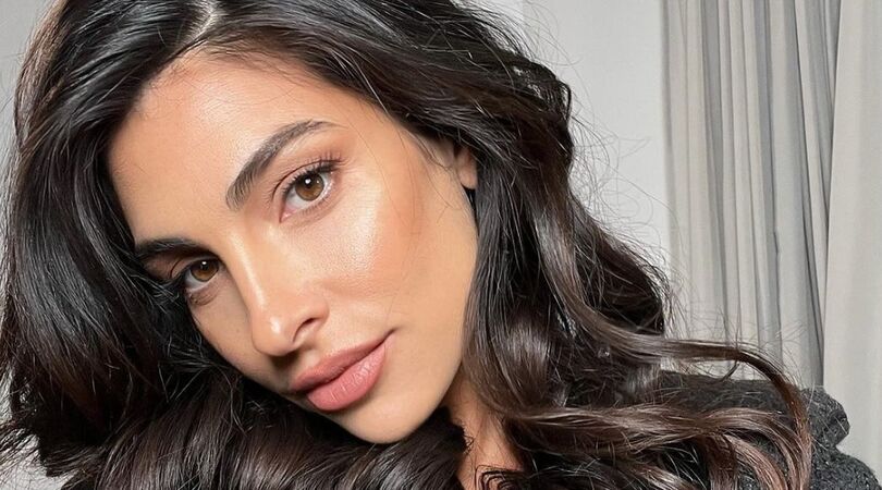 Te lief! Anna Nooshin deelt eerste foto met haar dochtertje Nala | FEM FEM